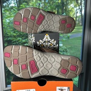 Merrell | Shoes | New Merrill Adhera Slides Size 7 Adjustable Straps ...